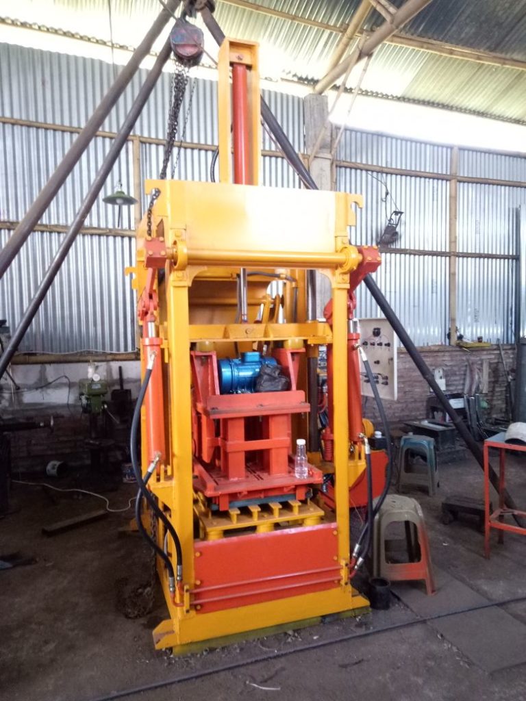 Jual Mesin paving block dan Press batako hub 0838.3060.0218